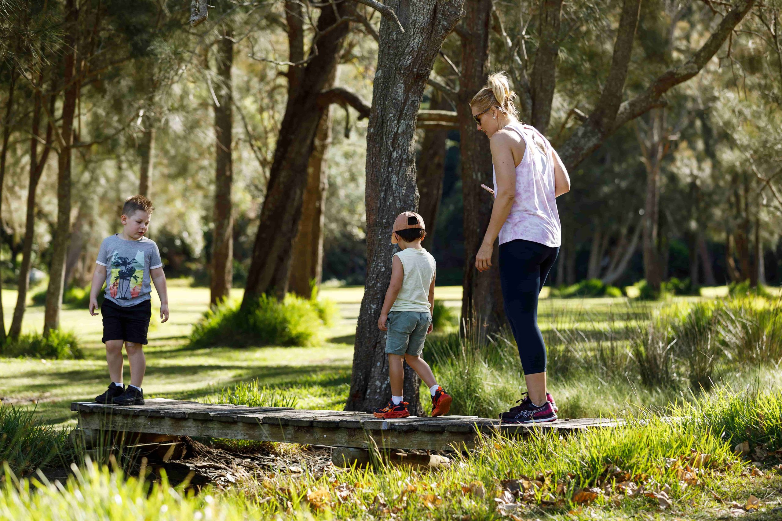 Currawong Beach Cottages - Hello Manly